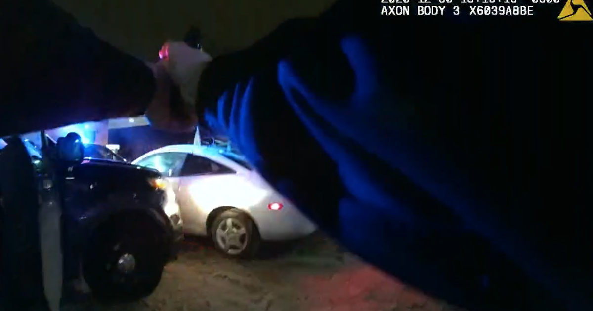Minneapolis Police Release Body Camera Footage Of Dolal Idd's Fatal ...