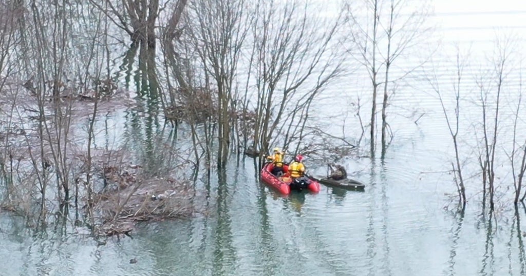 Two Kayakers Rescued From Conemaugh River - CBS Pittsburgh