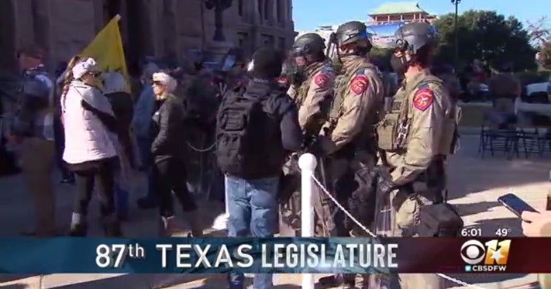 New Legislative Session Starts With 100+ Troopers In Riot Gear Outside ...