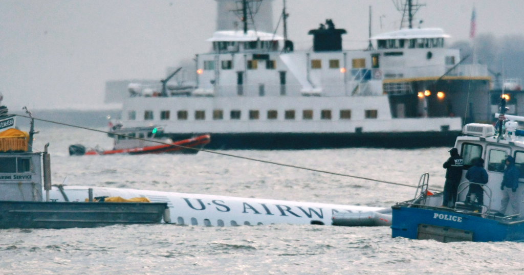 New York City Marks 12 Years Since 'Miracle On The Hudson' Plane ...