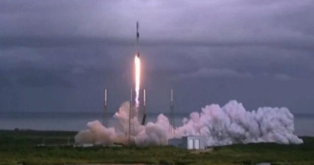 Spacex Launches Falcon 9 Rocket With Record 143 Satellites Aboard Cbs