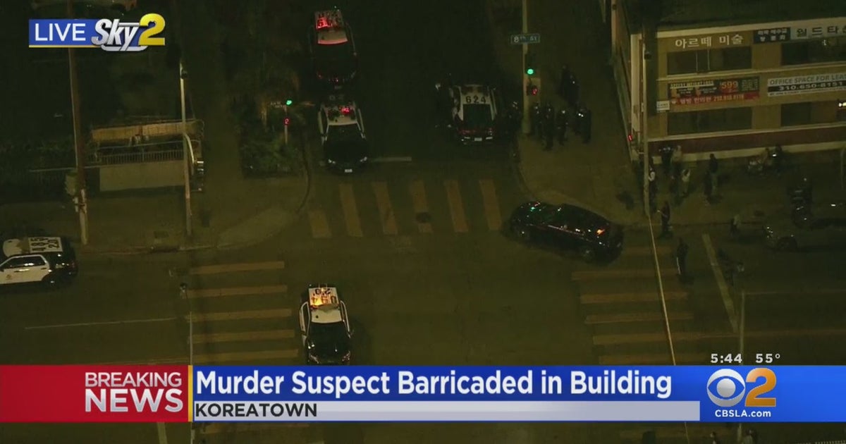 Homicide Suspect Reportedly Barricaded In Koreatown Building Left ...