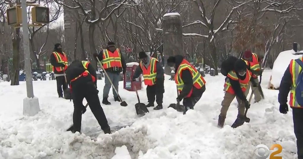 Looking For A Job? NYC Hiring People To Shovel Snow In Winter Storm ...