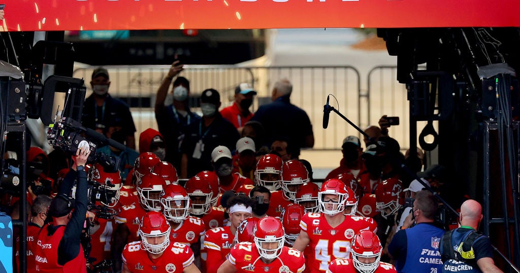 PIX: First Half Of Super Bowl 55