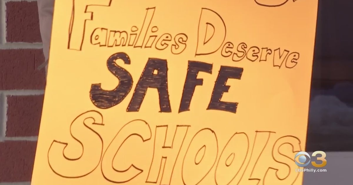 Philadelphia Teachers Protest Schools Reopening Over COVID-19 Fears ...