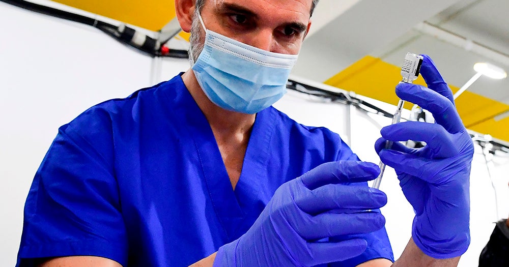 Kaiser Permanente Mandates COVID-19 Vaccination for All Employees And ...