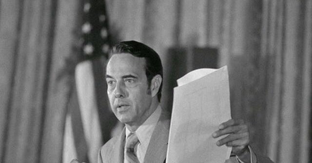 Former presidential candidate Bob Dole diagnosed with lung cancer - CBS ...