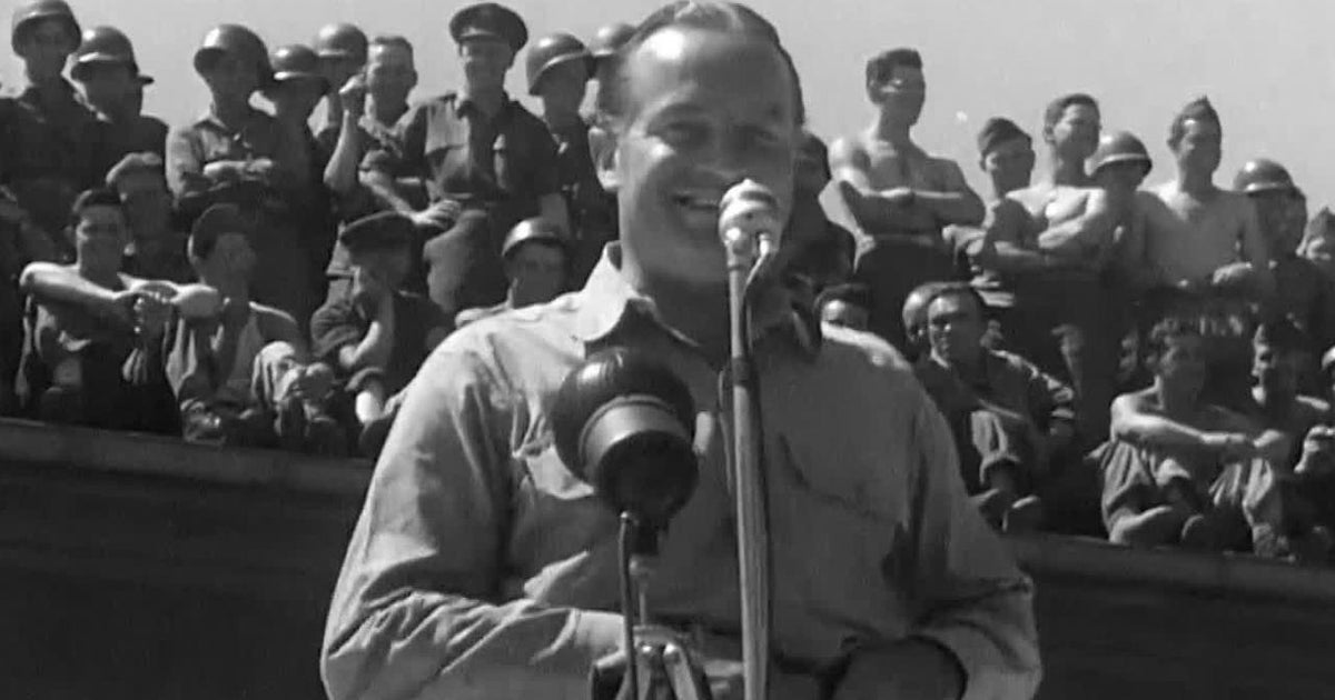 "Dear Bob": Bob Hope's correspondence with GIs at war - CBS News