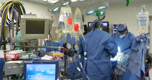 1 in 25 hospital patients gets infection - CBS News