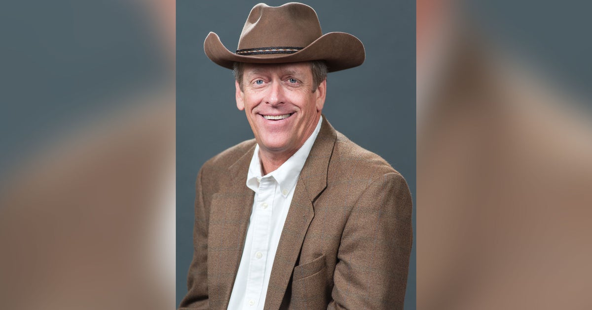 Texas Roadhouse Founder Kent Taylor Dies By Suicide After Battle With ...