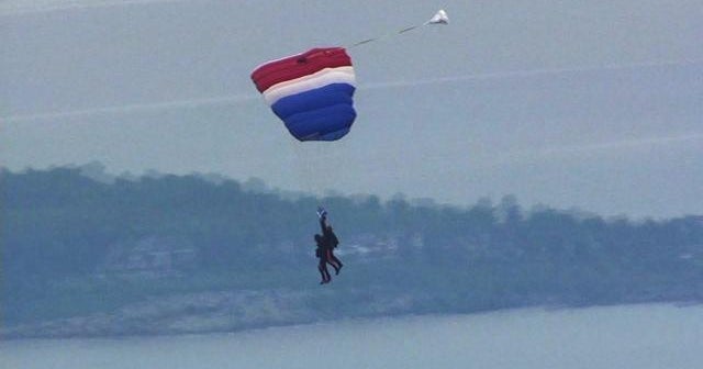 George H.W. Bush goes skydiving for his birthday - CBS News