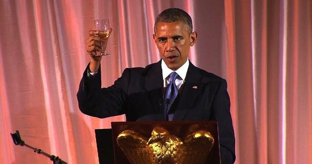 President Obama toasts the "new Africa" - CBS News