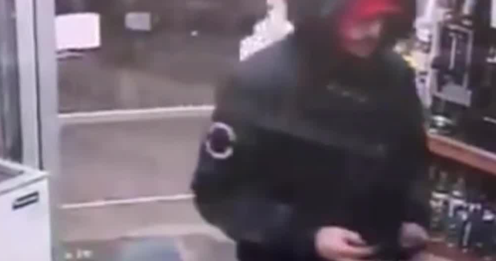 Man Accused Of Sexually Assaulting Woman At Gunpoint In Queens Cbs