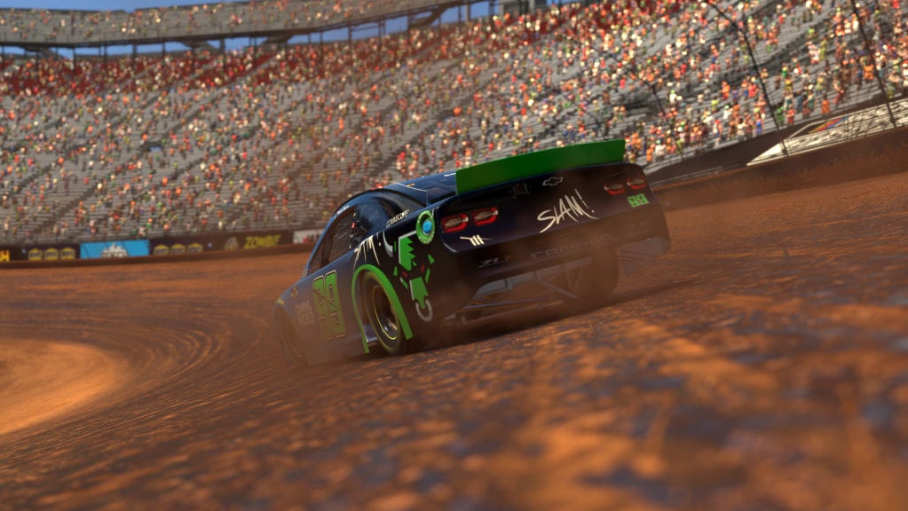 NASCAR Goes Dirt Racing.; F1 Debuts - CBS Detroit