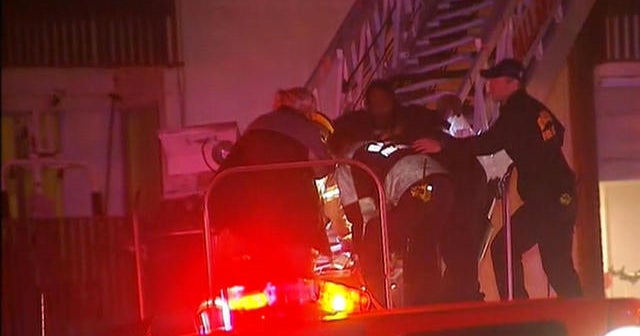Hundreds of seniors rescued from burning Dallas apartment complex - CBS ...