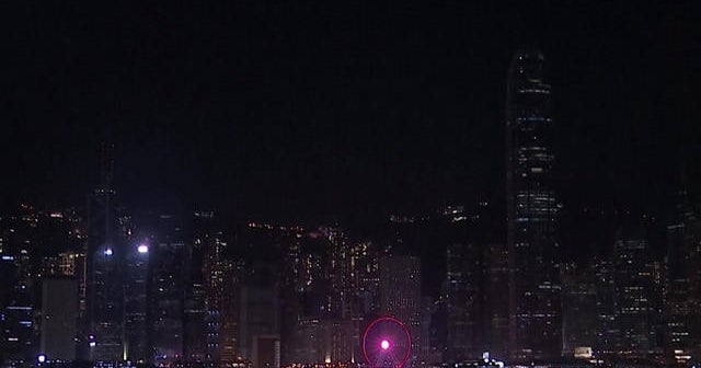 World celebrates "Earth Hour" by turning off non-essential lights - CBS ...