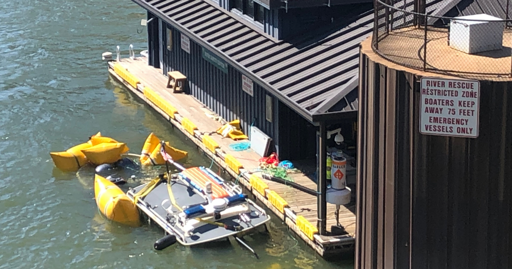 Pittsburgh River Rescue Boat Partially Sinks On Allegheny River - CBS ...