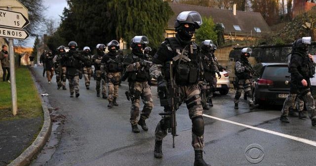 Massive manhunt in France - CBS News