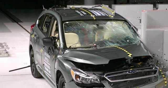 71 vehicles receive high marks in IIHS crash test - CBS News