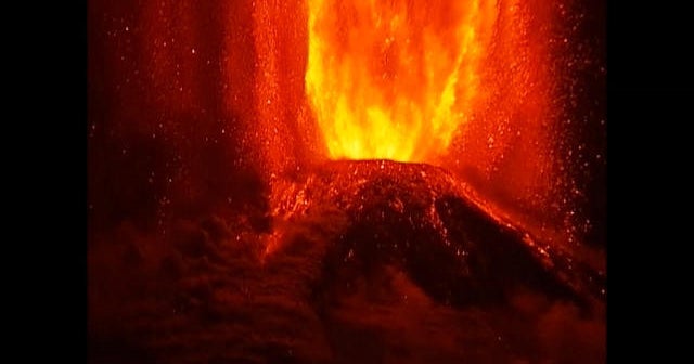 Chilean volcano erupts, shooting lava into the sky - CBS News