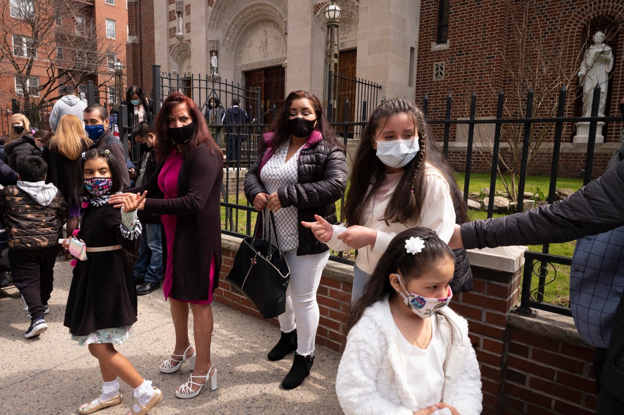 Worshippers celebrate Easter as COVID vaccinations ramp up - CBS News