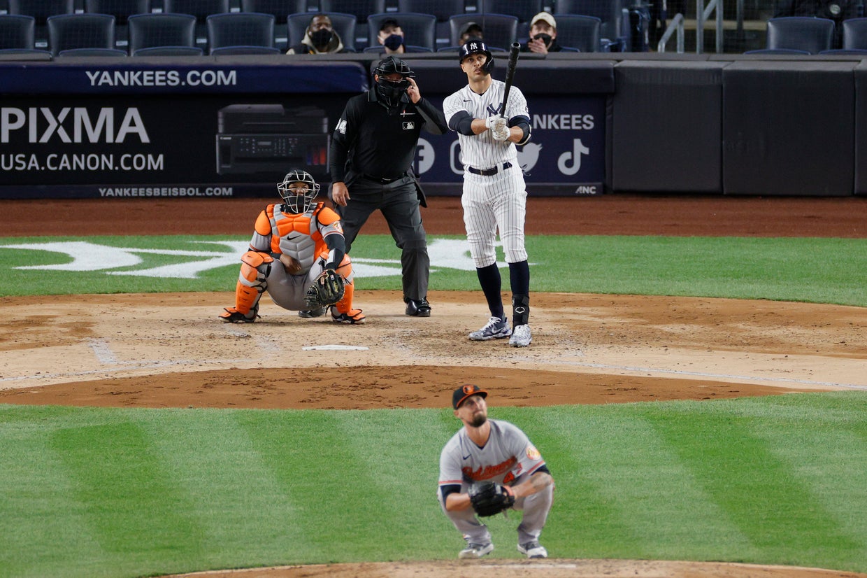 Stanton-ian Grand Slam In Bleachers Leads Yanks Over O's 7-0 - CBS New York