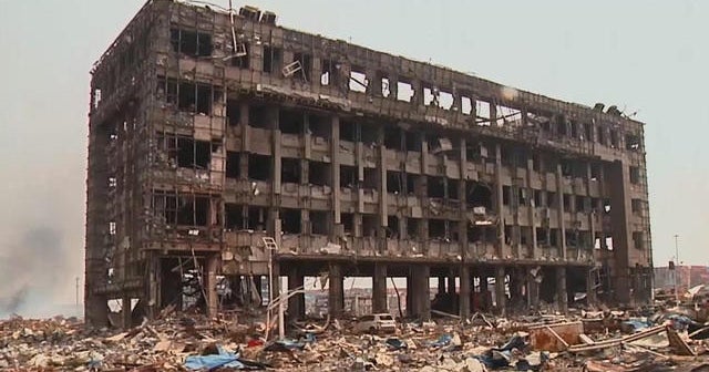 Firefighter rescued after being trapped for 32 hours in China ...