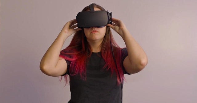 Oculus Rift virtual reality is now real - CBS News