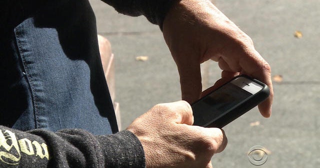Study raises concerns about cellphones, cancer - CBS News