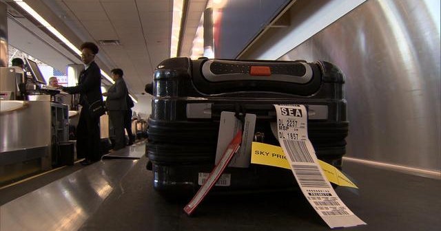 Delta's chip technology lets passengers track bags - CBS News
