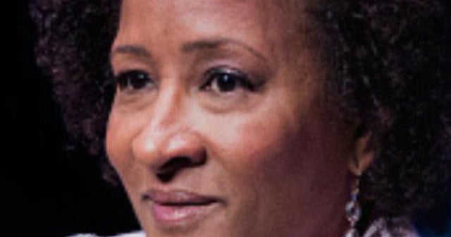 Wanda Sykes gets booed in Boston for Trump joke - CBS News