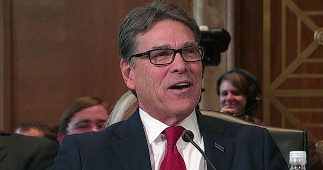 Rick Perry, Al Franken share "SNL" moment - CBS News