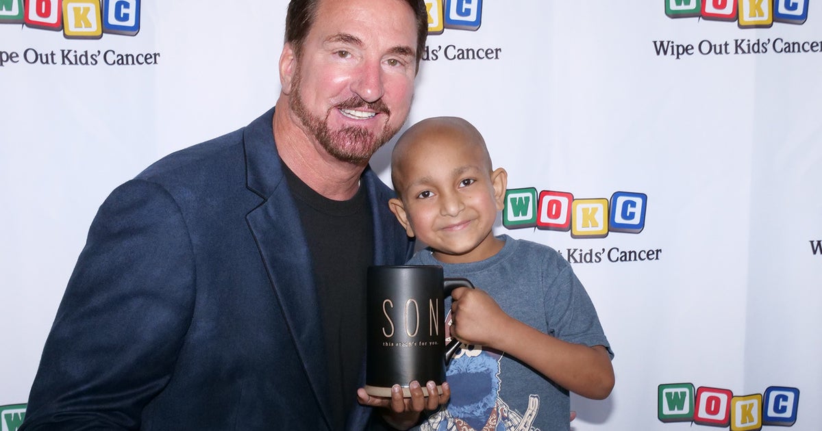 Former Cowboys QB Babe Laufenberg Surprises Kids With Cancer, Shares ...