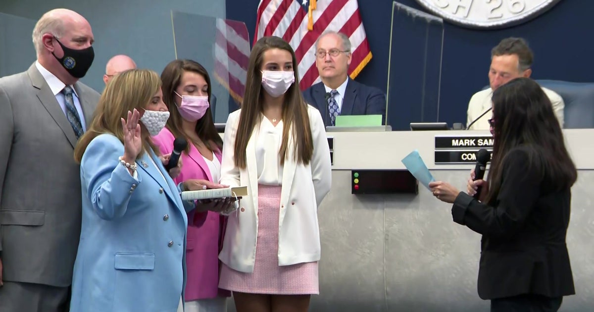 Alina Hudak Sworn In As First Female City Manager Of Miami Beach - CBS ...