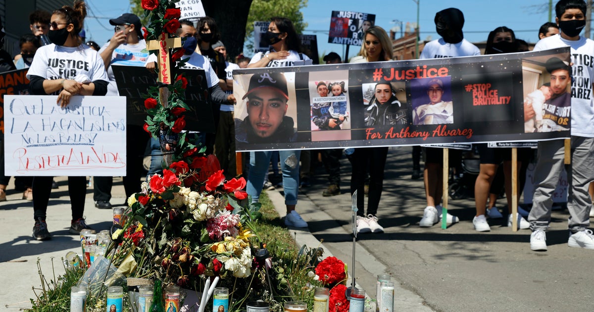 Chicago announces new foot-chase policy following fatal police ...