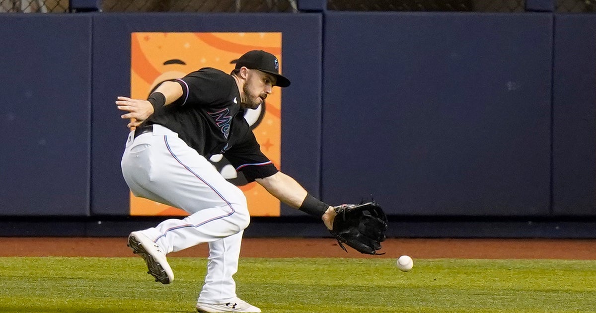 Marlins Edge Past Past Braves 4-3 - CBS Miami