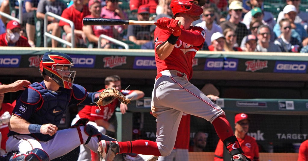 Tyler Naquin's 3-Run Homer In 9th Gives Reds 10-7 Win Over Twins - CBS ...