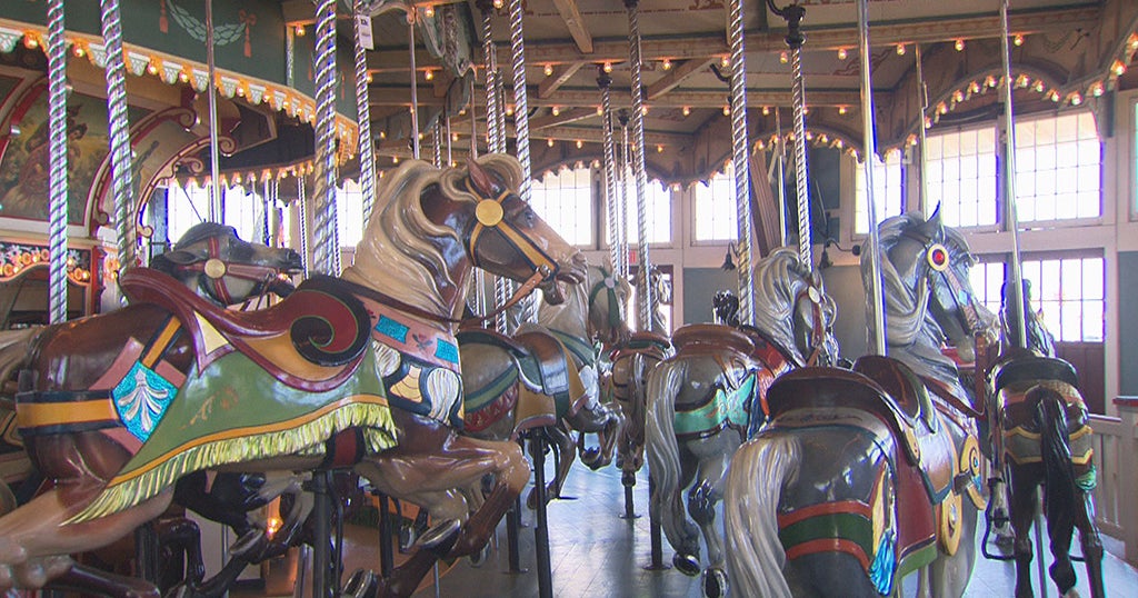 It Happens Here: Keeping Paragon Park Carousel In Hull Running For The ...