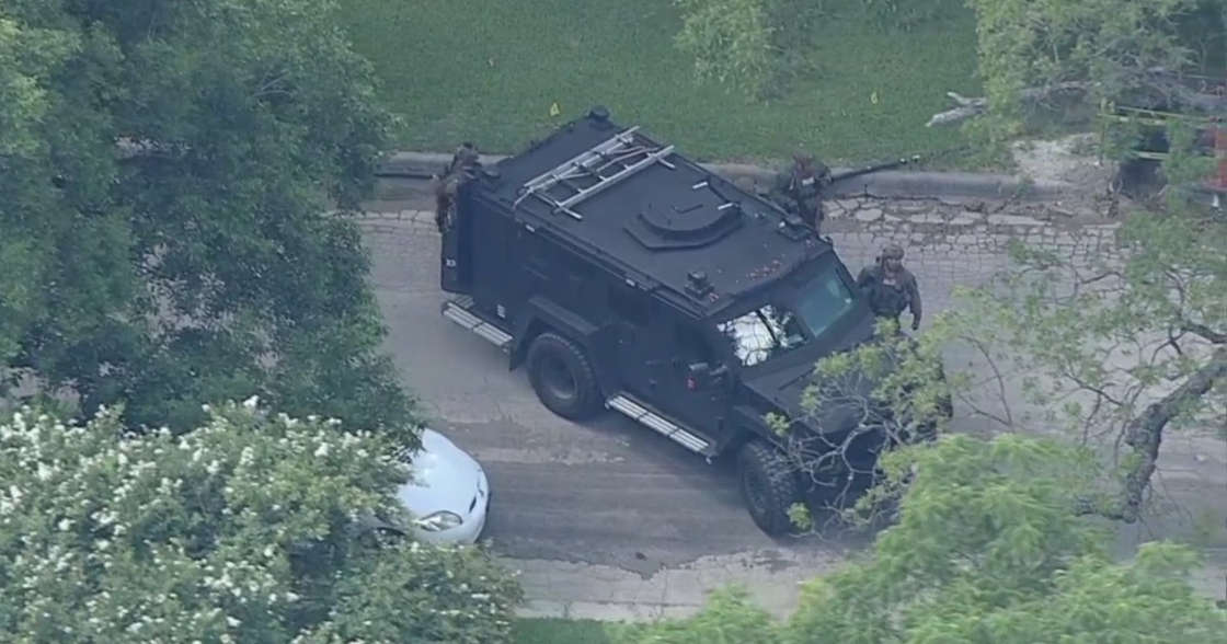 Chase Suspect In Custody After SWAT Standoff In Fort Worth Suburb - CBS ...
