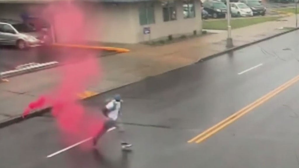 Stories About Bank Robbery - CBS New York