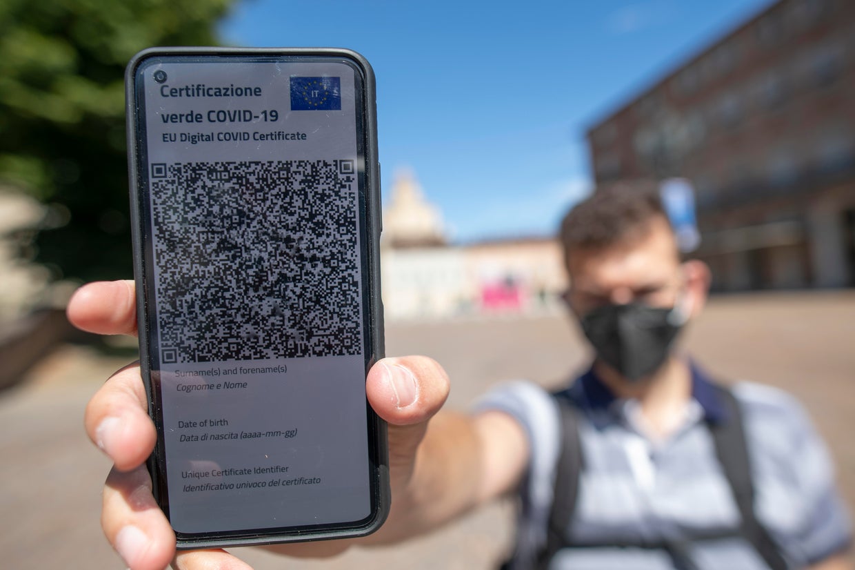 "Green Pass" COVID travel app smoothing travel for Europeans - CBS News