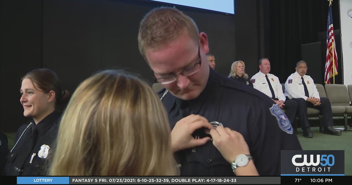 Warren Police Department Holds 1st Promotions Ceremony Since Before The ...