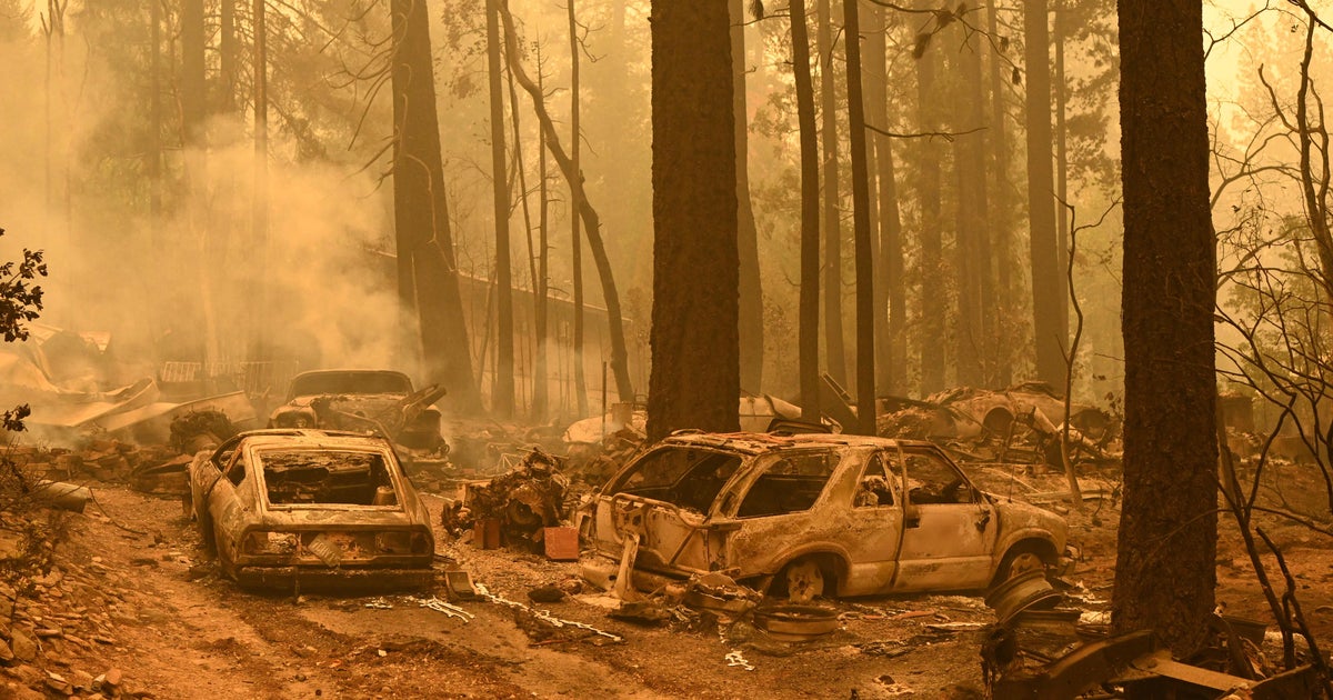 Dixie Fire: Thick Smoke Layer Gives Beleaguered Firefighters A Break ...