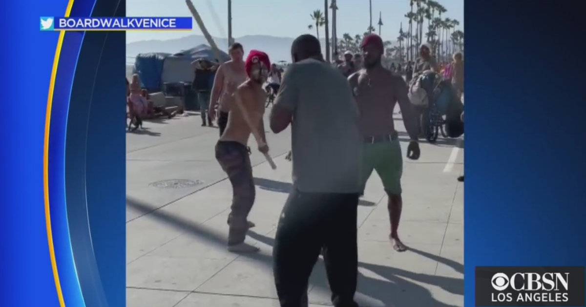 Caught On Video: Brawl On Venice Beach Boardwalk - CBS Philadelphia