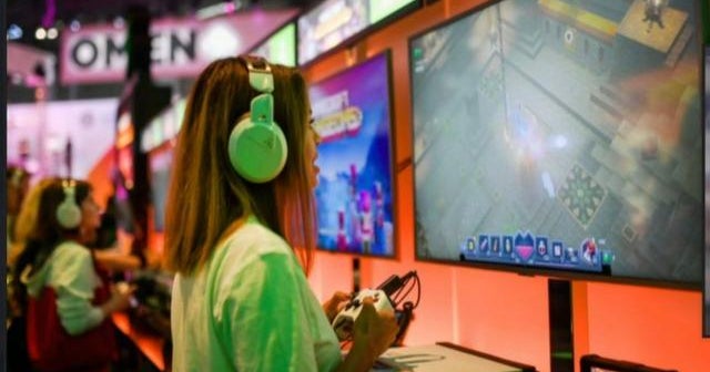 Addressing sexism and discrimination in the video game community - CBS News