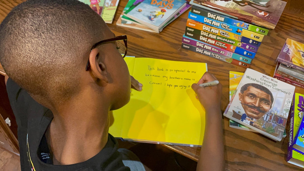 Texas boy Orion Jean on a mission to share his love of reading - CBS News