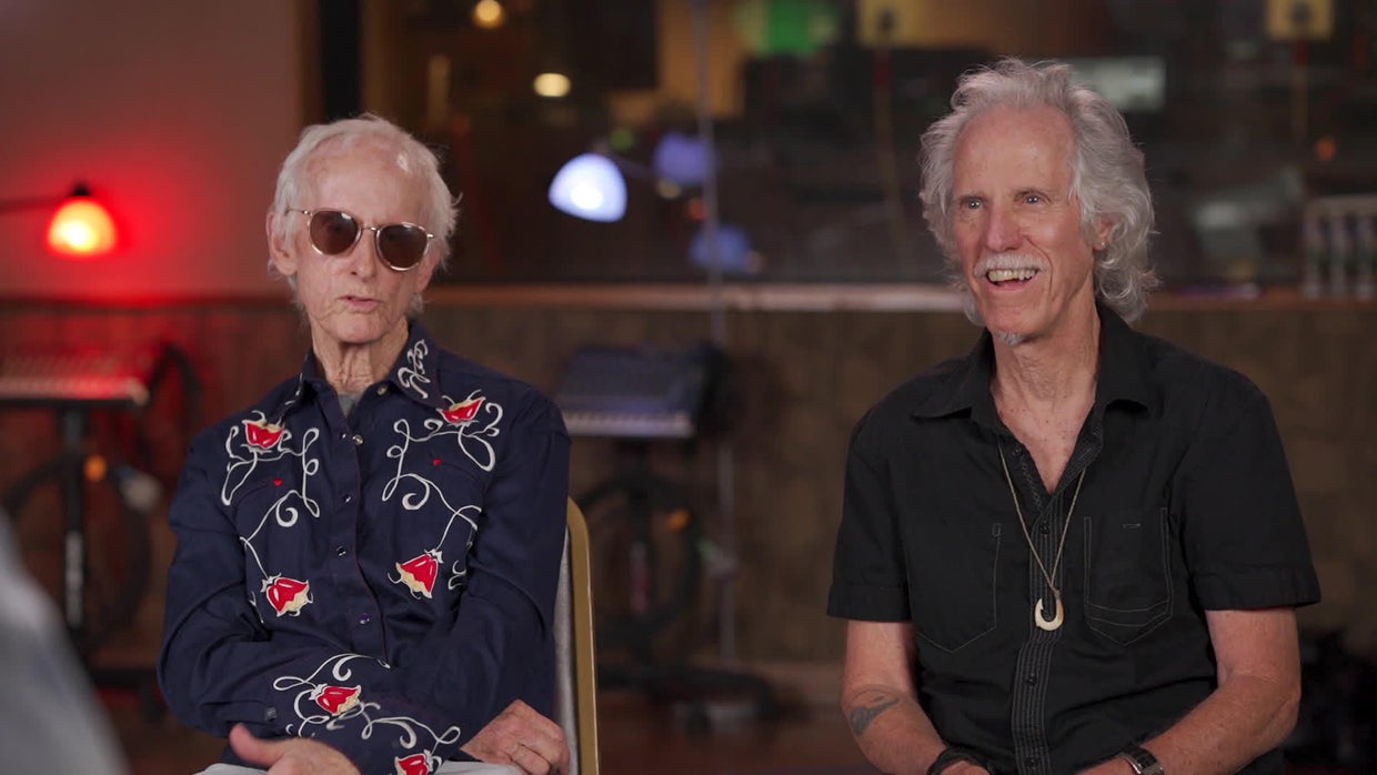 Collecting the words of Jim Morrison - CBS News