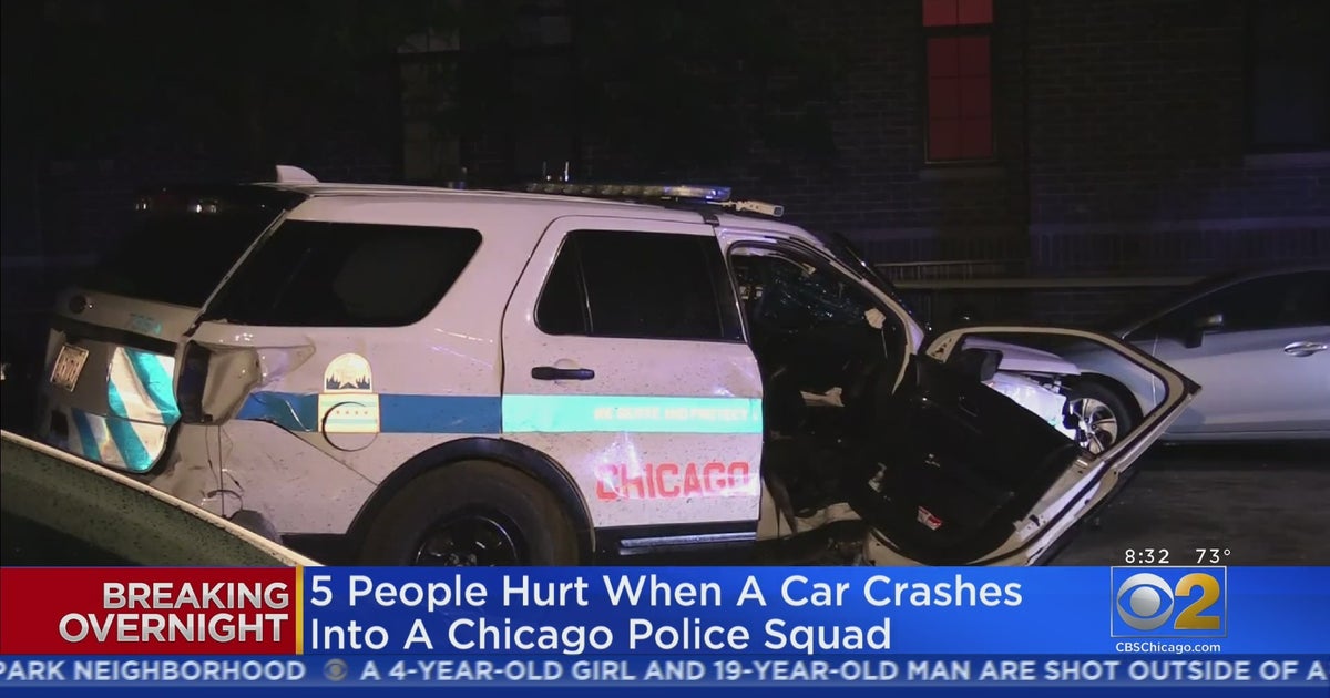 5 Hurt When Car Crashes Into Chicago Police Squad Car - CBS Chicago