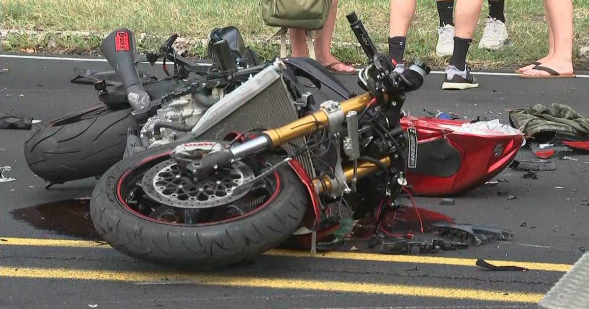 Man Dies After Losing Control Of Motorcycle, Striking Car Head On In ...