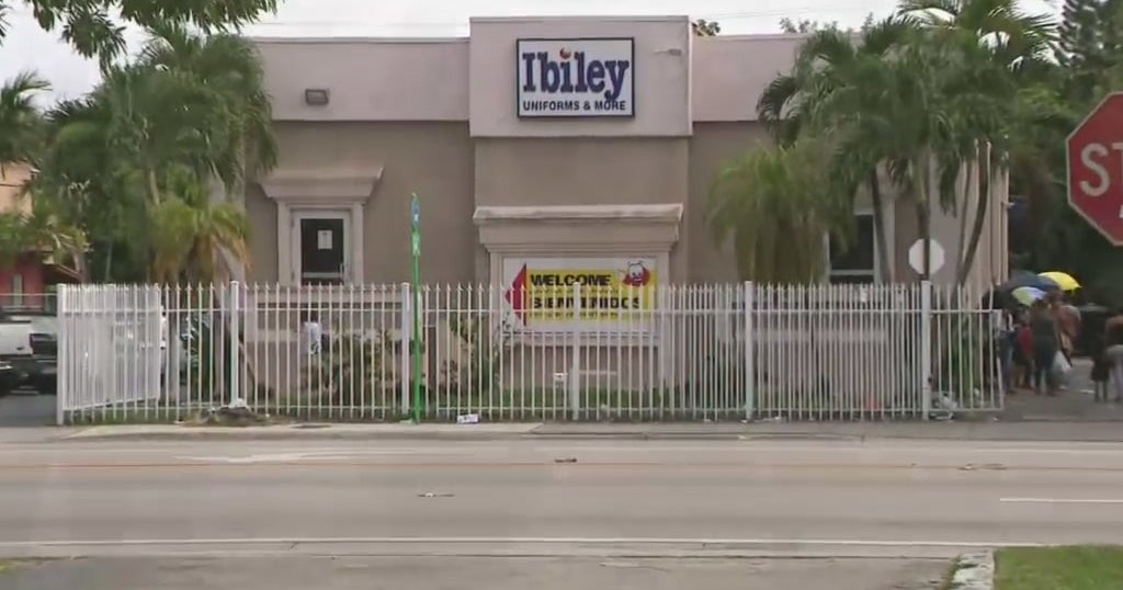 Parents Of Miami-Dade Students Trying To Get Hands On Uniforms Before ...